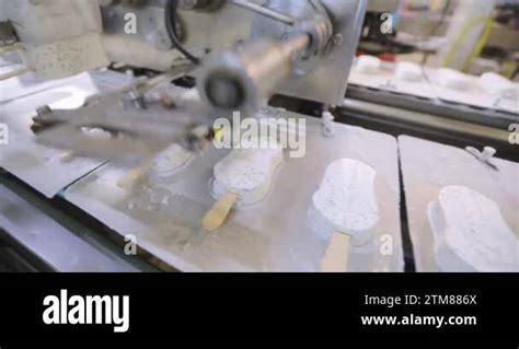 Apparatus For Sorting Ice Cream Ice Cream Dosing Machine On A Conveyor Line Automated Conveyor