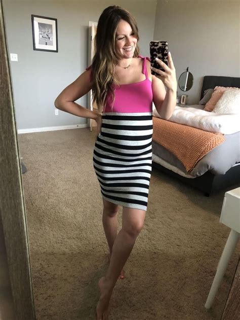 Pin On Maternity Selfies