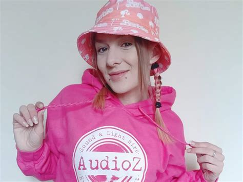 Mrs Magoo Kelburn Garden Party