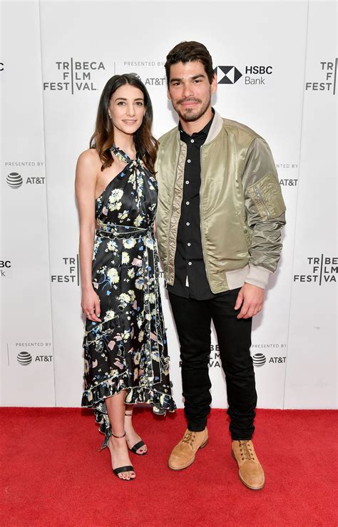 Sheila Vand Net Worth Wiki Age Weight And Height Relationships