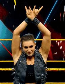 Wwe Stinkface Divas S Tenor