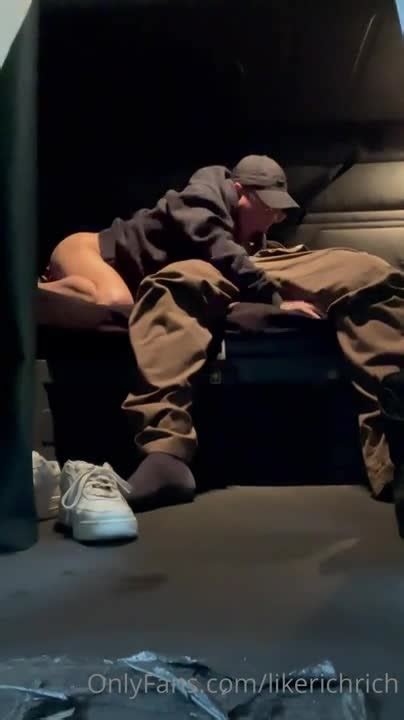 Likerichrich Blowing And Riding Ups Driver In Truck