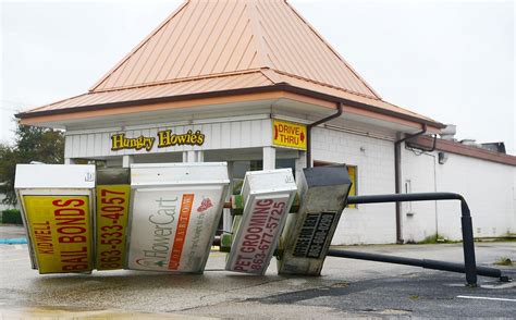 Stunning Photos Show Hurricane Ians Destructive Aftermath Huffpost