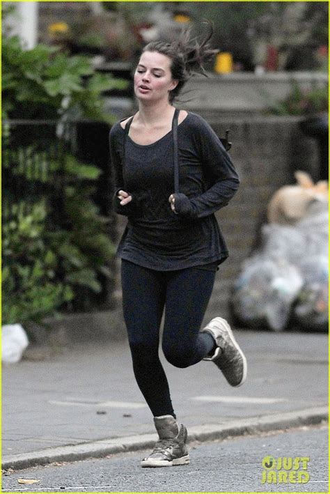 Margot Robbie Is A Workout Machine In London Photo 3122793 Photos