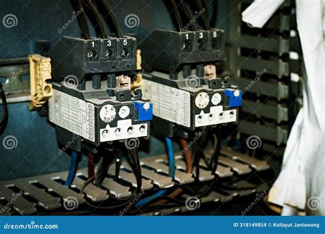 The Overload Switch For The Control System In An Elevator Affects The Contractor And It Can Be