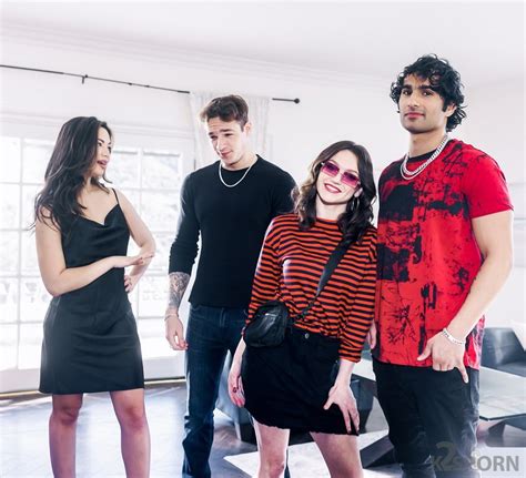 Gracie Gates Scarlett Alexis Two Couples Try Swinger Sex Ultrahd K