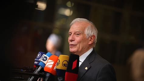 Жозеп Борел потвърди Киев получи разрешение за използване на Atacms на руска територия