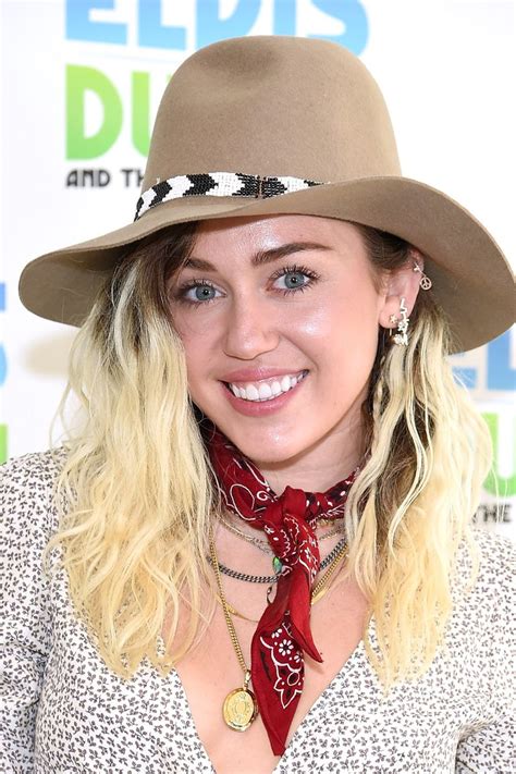 Miley Cyrus Best Hairstyles Of All Time 66 Miley Cyrus Hair Cuts And Colors