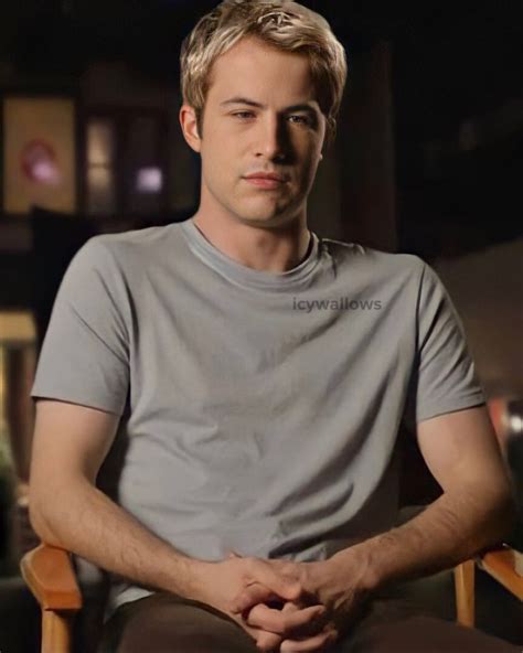 Pin Em Dylan Minnette Dylan Norte Americano Scream