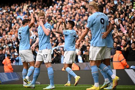 Manchester City Lidera Estatísticas Ofensivas E Defensivas Na Liga Dos