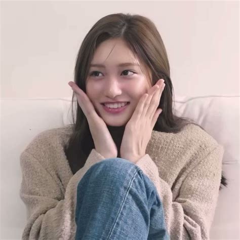 아기였다가 언니였다가 🧀 Chee Seo