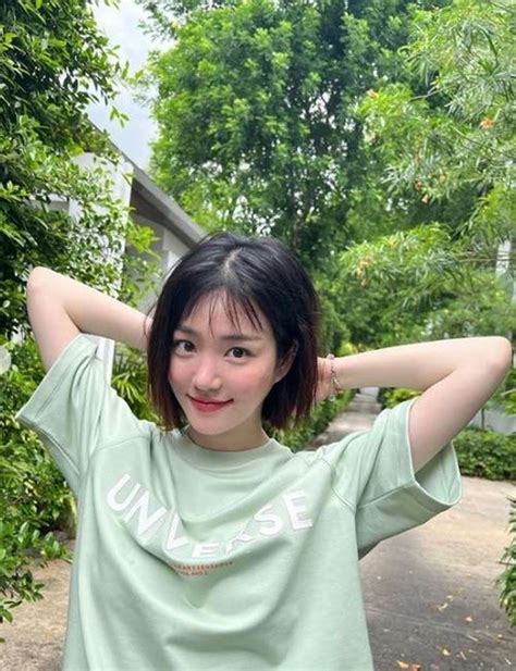 이유비 어머니 견미리 아버지 임영규 동생 이다인 제부 이승기 나이 새아버지 이홍헌 가족 관계 네이버 블로그