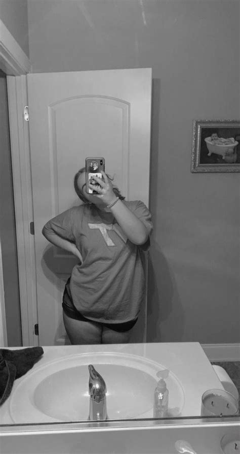 Mirror Selfie Thick Body Mirror Pics Plus Size