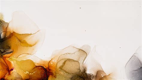 추상밝은 빛나는 색의 유체 배경 황금 줄무늬가있는 손으로 그린 알코올 그림 고해상도 배경 설계를 위한 액체 잉크 기술 텍스처 건강관리와 의술에 대한 스톡 사진 및 기타