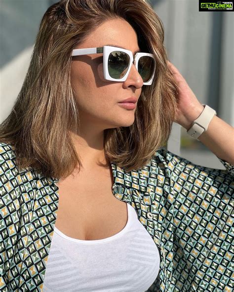 Urvashi Dholakia Wiki Biography Age Photos Spouse And More