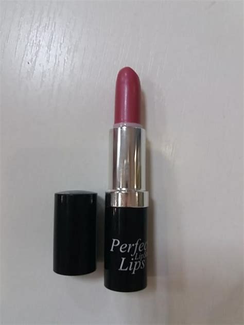 Помада — ціна 50 грн у каталозі Інші аксесуари Купити аксесуари за доступною ціною на Шафі