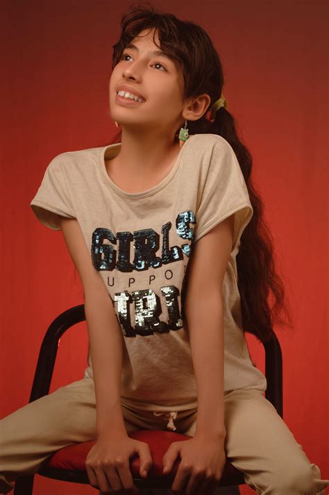 Webe Model Pics Photos Download The Best Free Webe Model Pics Stock