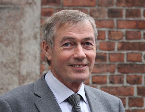 Politikk Karantene Lita Ripe I Lakken For Vidar Ulriksen