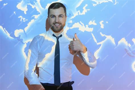 Empresario En El Fondo De La Economía Internacional Del Mapa Mundial