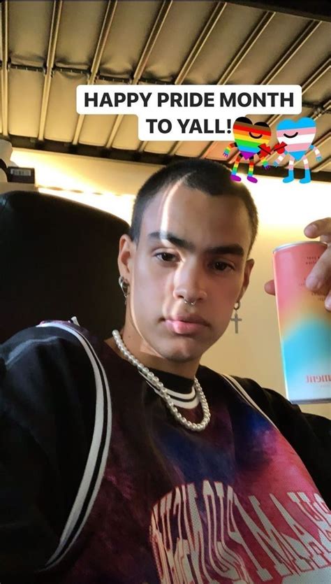 Edwin Honoret에 있는 Amaya Forrest님의 핀