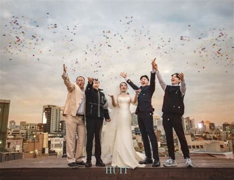 개그맨 장윤석 12월 4일 결혼…예비신부 최희령 동창 [화보] 네이트 연예