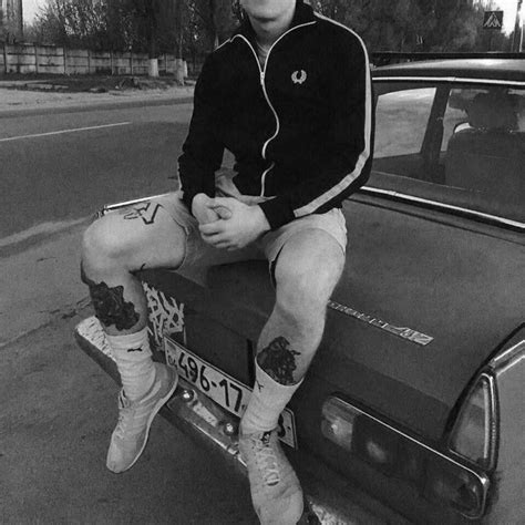 Пин от пользователя анастасия на доске Быстрое сохранение Татуированные парни Худощавые тела