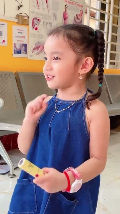 អូនអ៊ែឡាច្រៀងបទ ដើរ រឺ ដែក Der Rer Dek Youtube