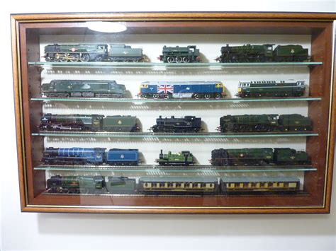 Glass Cases For Model Trains And Locomotives Dsc Showcases