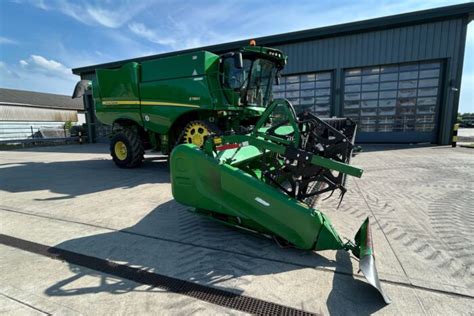 S780 Combine And Header Ben Burgess