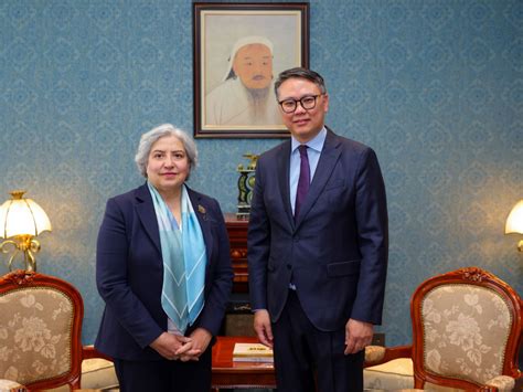 ГХЯ ны Төрийн нарийн бичгийн даргаар Л Мөнхтүшиг Шинэ Зуунмод хотын бүрэн эрхт төлөөлөгчөөр М