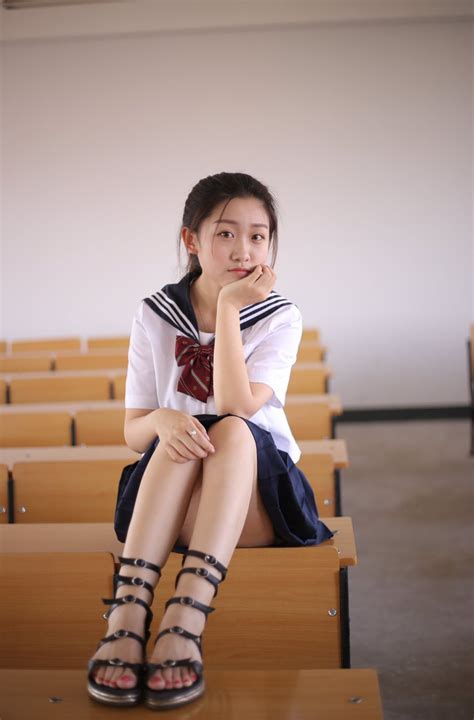 眼镜娘基地 On Twitter 可爱大学眼镜小姐姐 1330p342g 眼镜娘 眼镜妹 女大学生 眼镜 No