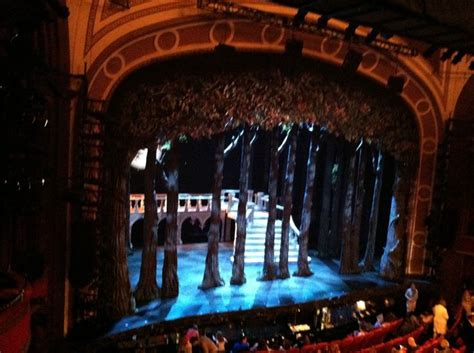 Tree Portals Theatre Contemporain Scenography Scenographie