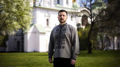 [жестова мова] Привітання Президента України Володимира Зеленського з Великоднем Наживо