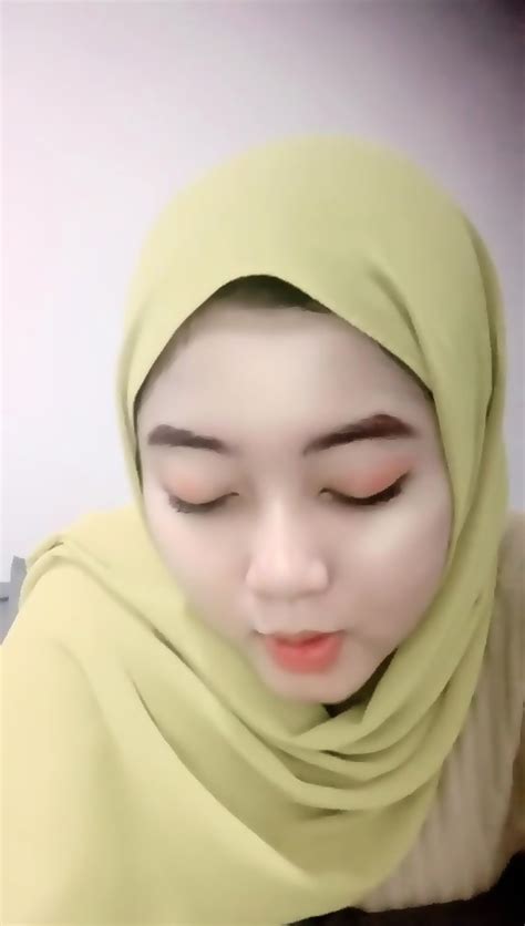 Nella Hijab Live Stream