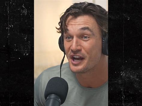 Tyler Cameron Shares Hilarious Football Pregame Sex Story I Couldn T Throw