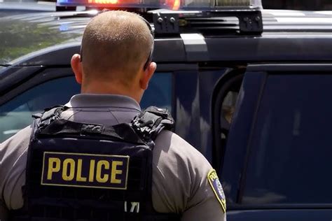 В Оклахоме баржа врезалась в мост