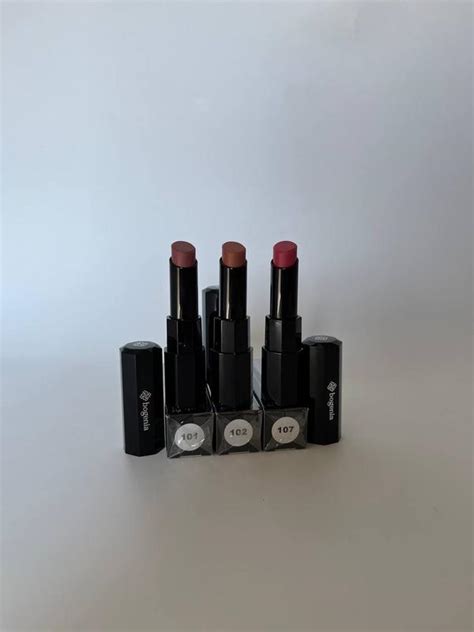 Помада для губ Bogenia — цена 140 грн в каталоге Помада для губ Купить товары для красоты и