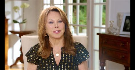 Friends Actress Marlo Thomas Had A Plastic Surgery