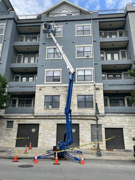Efficiency And Safety With High Reach Equipment Rentals