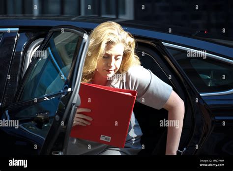 Penny Mordaunt Mp Fotos Und Bildmaterial In Hoher Auflösung Alamy
