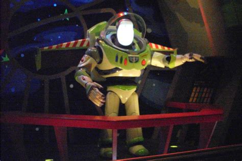 Disney At Heart Buzz Lightyears Space Ranger Spin Review