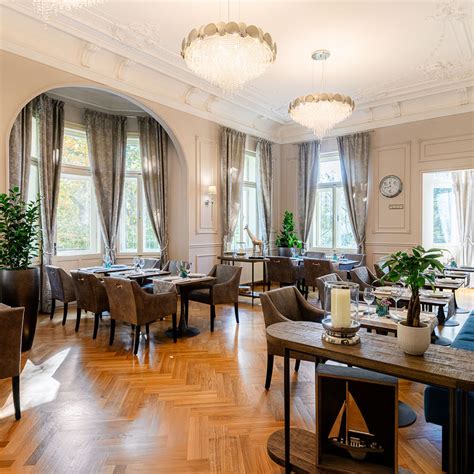 Villa Julius A Emma Luxury Boutique Retreat Carlsbad Book A