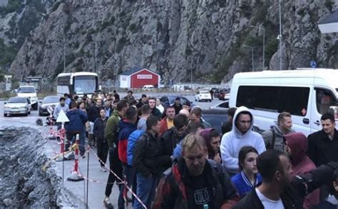 „ისინი უკვე დადიან და ეძებენ სამუშაოს“ ძირითადად რა პროფესიის არიან