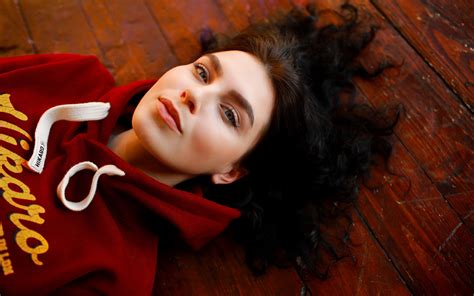 Download Wallpaper Model Pretty Look Igor Kupriyanov Section Girls