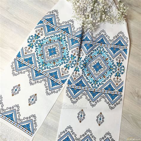 Купити Вишитий рушник Блакитний ручна вишивка х Skrynya Ua