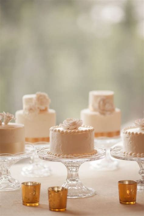 Charming Individual Wedding Cakes Weddingomania