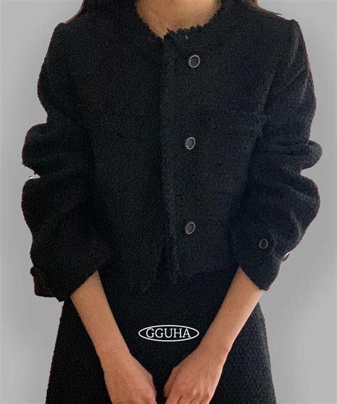 트위드 크롭 자켓 노카라 어깨패드 프린지 숏 에이블리