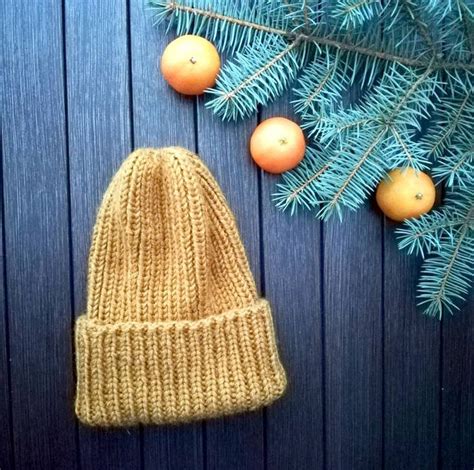 Шапочка горчичного цвета 100 шерсть