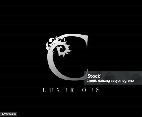 C 레터 플로럴 로고 책 디자인을위한 빈티지 실버 장엄한 편지 스탬프 2 위 상 종류에 대한 스톡 벡터 아트 및 기타 이미지