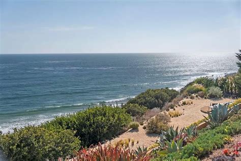 Britney Spears S Malibu Airbnb Ps Home